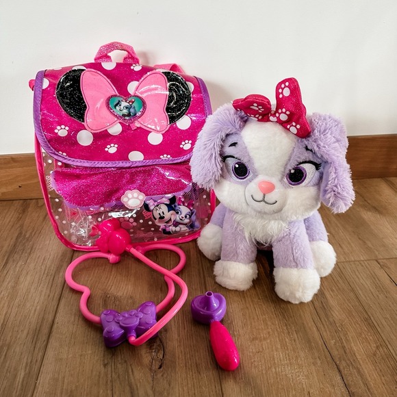 Small Pets | Disney Junior Mouse Onthego Pet Vet Backpack Set Dress Up ...